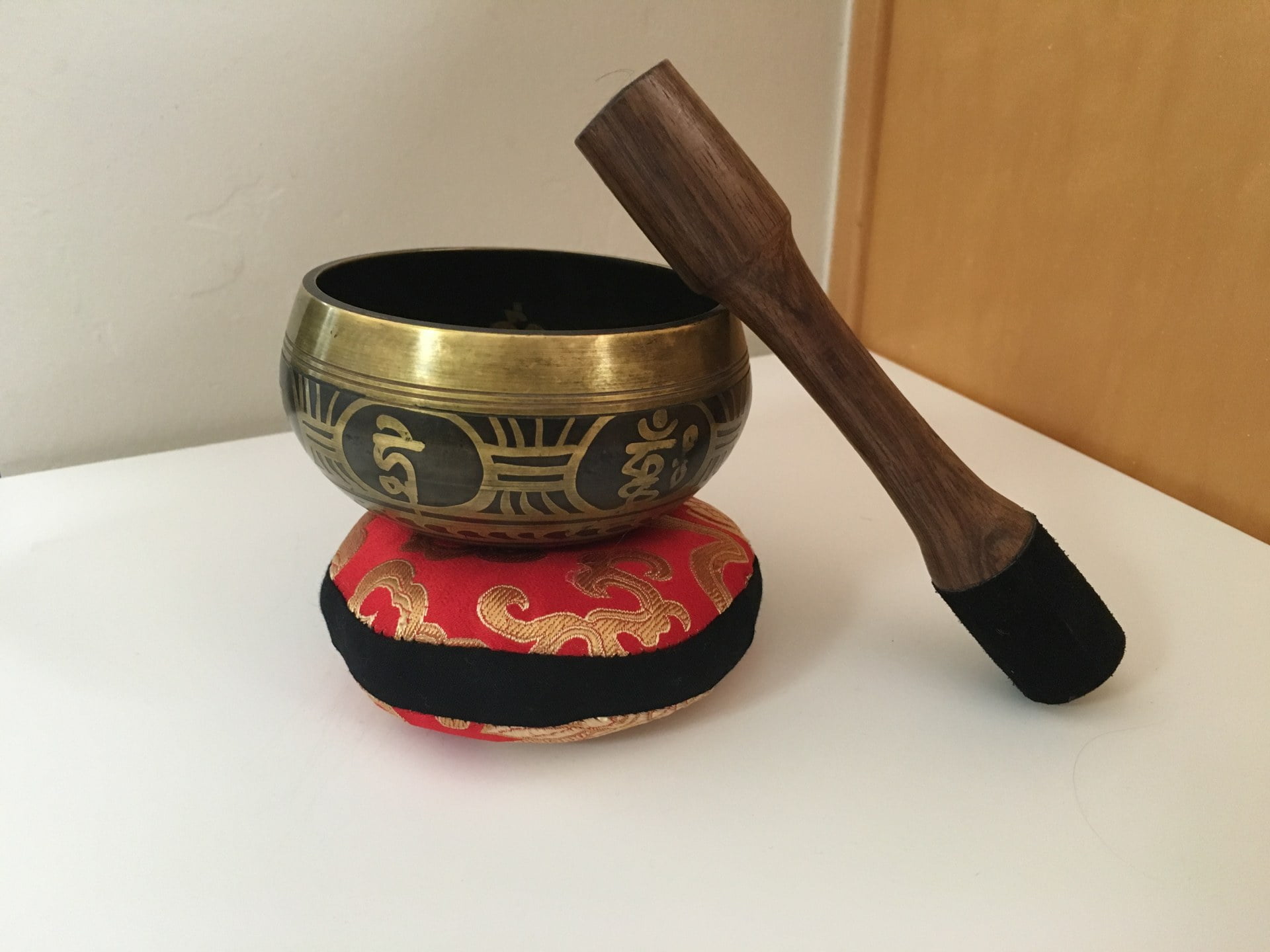 Using Our Ears: Mini Singing Bowl Breaks - Mindful Littles