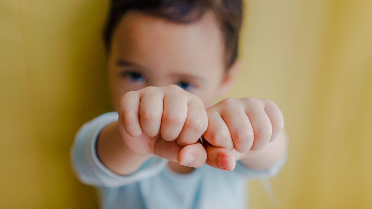 Grateful For Our Knuckles Game Lends Perspective - Mindful Littles